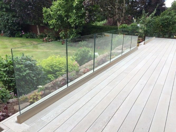 Frameless Glass Base Rail System – Glass Railings Toronto
